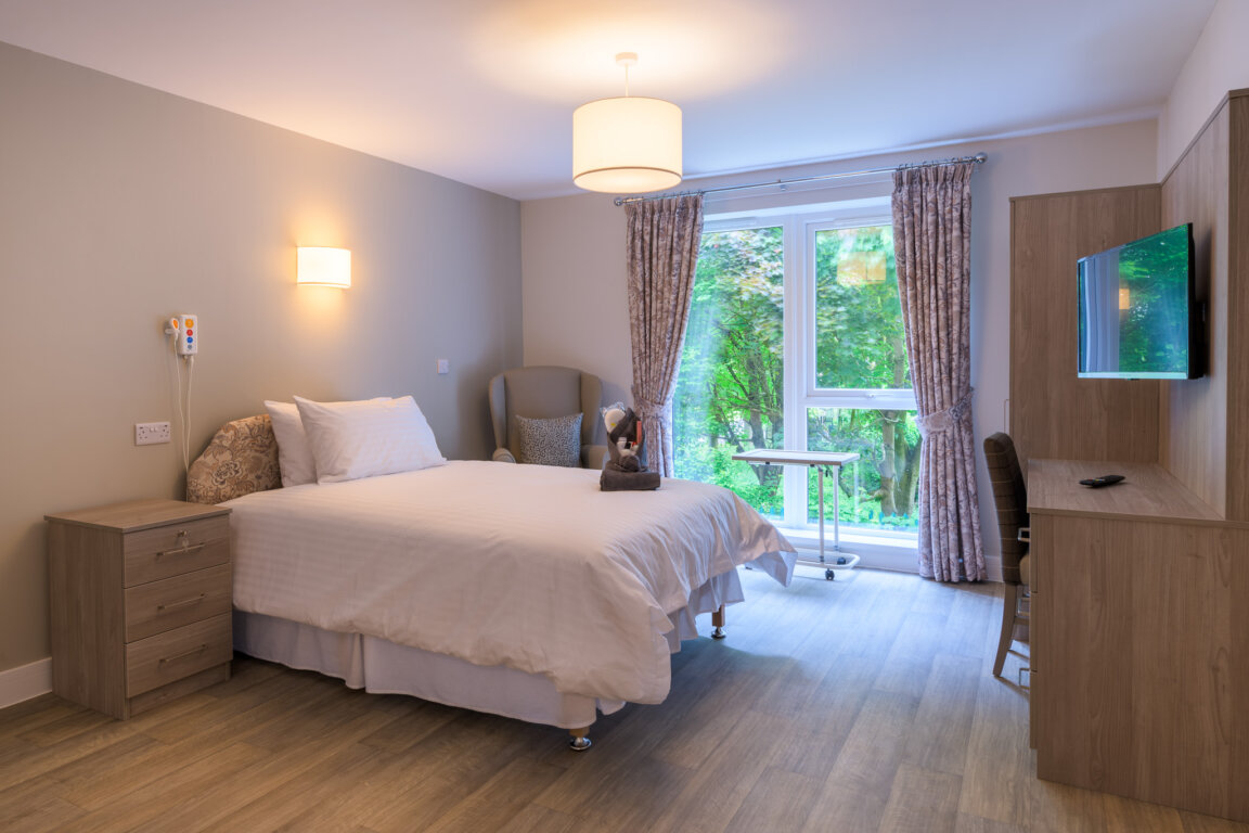 Springfield Manor Care Home in Stoke: Dementia & Nursing Care