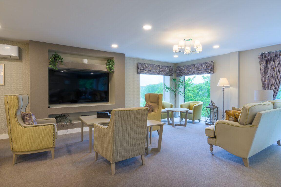 Springfield Manor Care Home in Stoke: Dementia & Nursing Care
