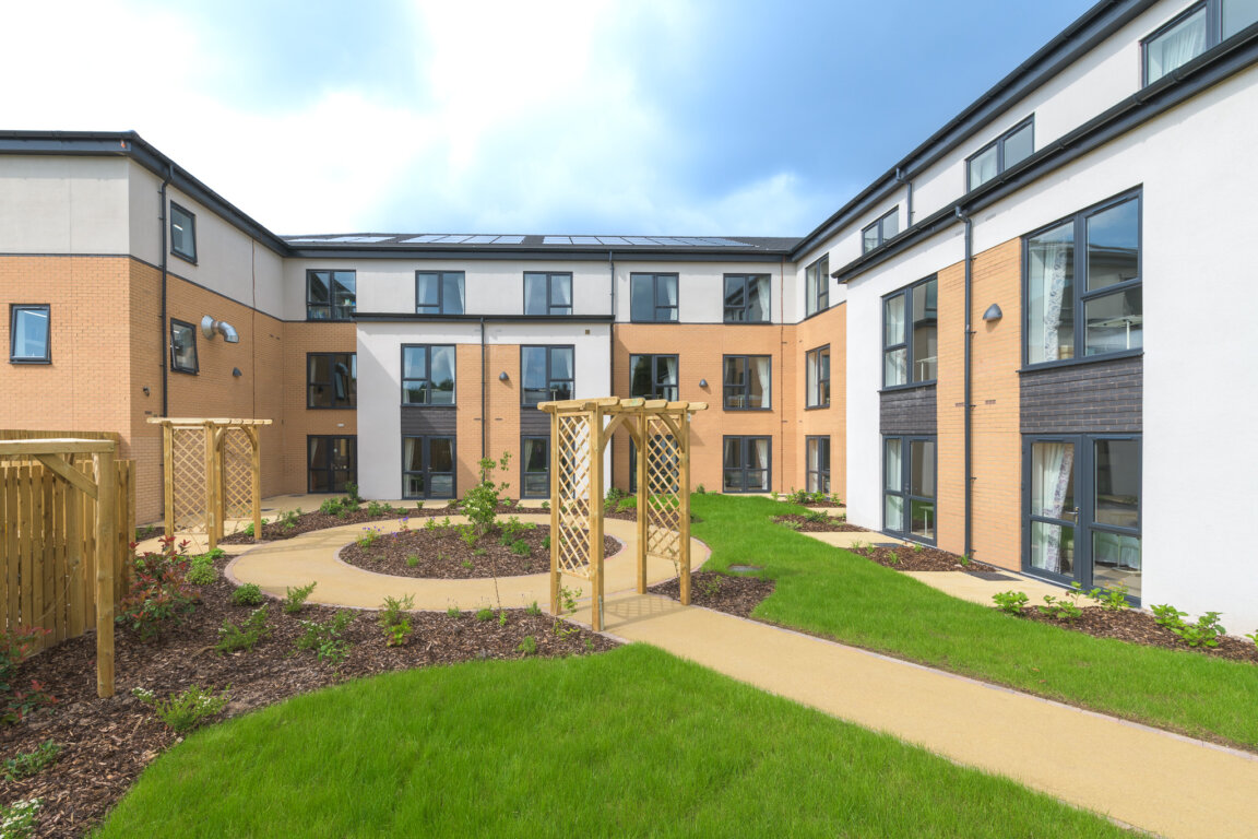 Springfield Manor Care Home in Stoke: Dementia & Nursing Care